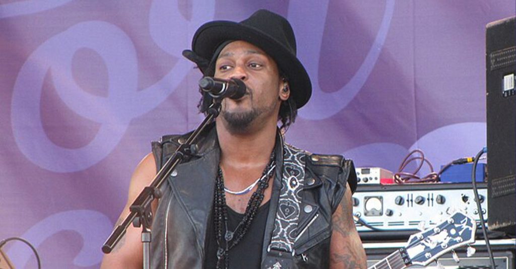 IN MEMORIAM: D’Angelo, A Neo-Soul Genius Who Reignited a Genre, Dies at ...