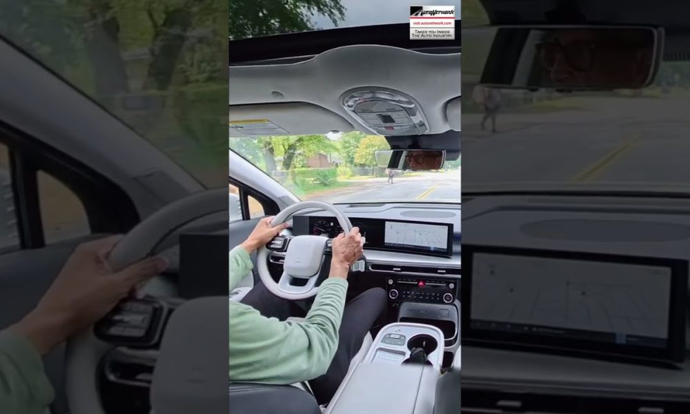 Physical Car Buttons vs Touchscreen? Watch Before Buying! #shorts ...